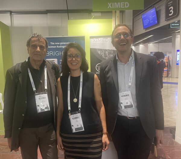 Phase contrast imaging for diagnosis of breast cancer : XIMED